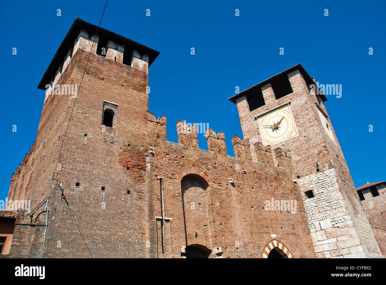 Castelvecchio fortress hi-res stock photography and images - Alamy