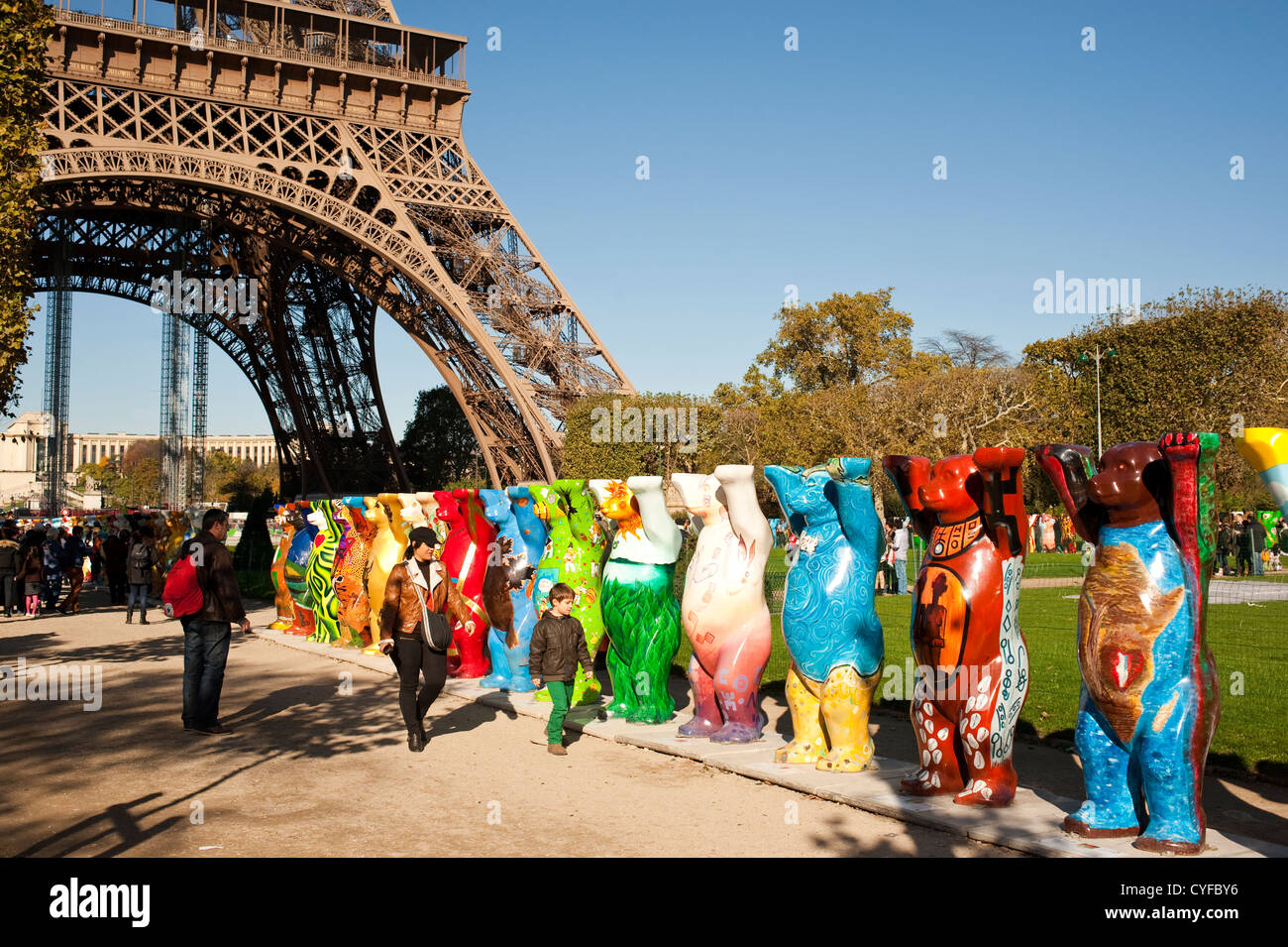 Paris, France - Bear Sculptures at Eiffel Tower mark 25 years of Paris ...