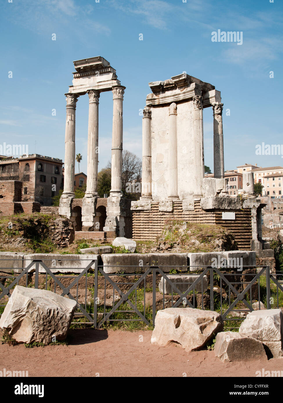 Rome ruins forum romanum hi-res stock photography and images - Alamy