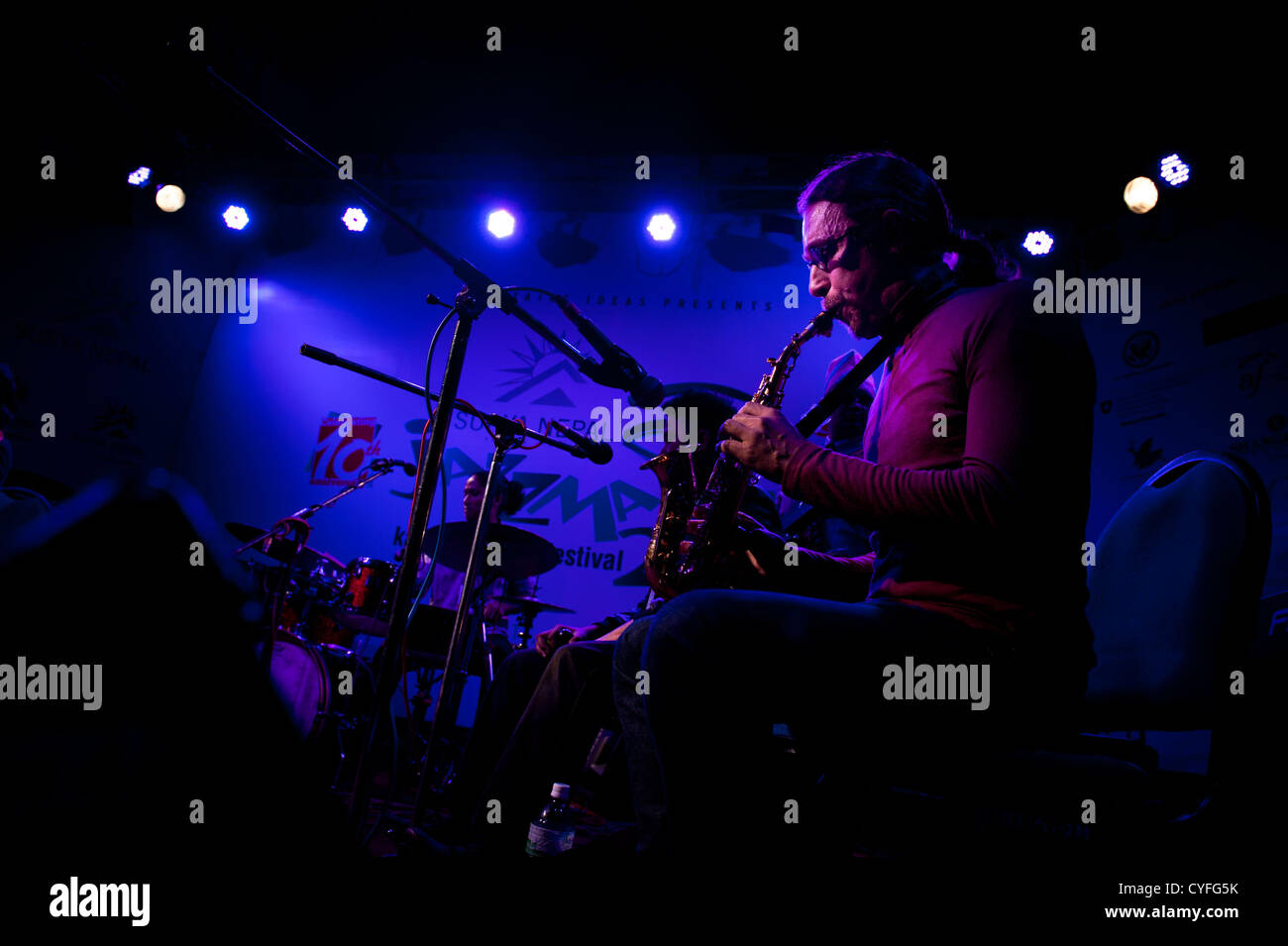 Saxophone player thailand hi-res stock photography and images - Alamy