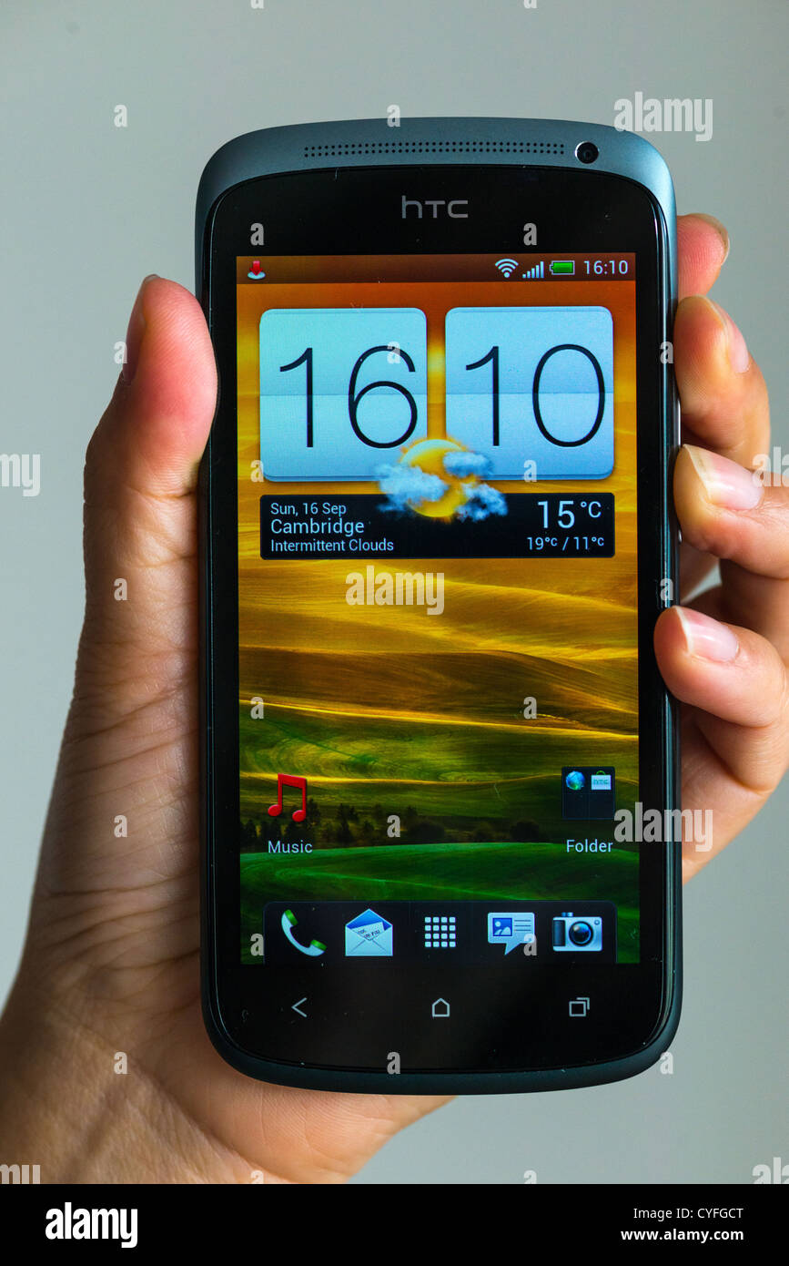 Htc mobile phone hi-res stock photography and images - Alamy