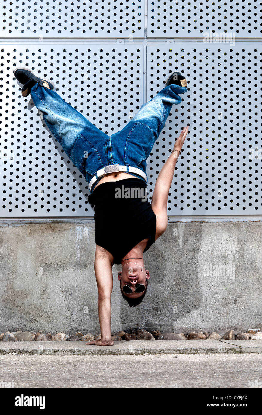 Dancer hip hop hi-res stock photography and images - Alamy