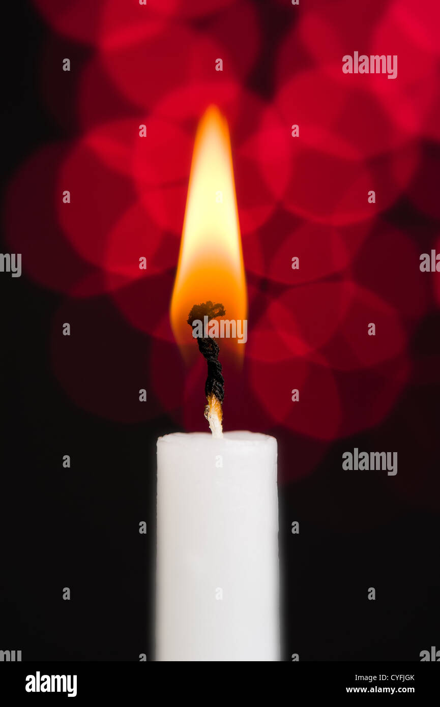 White candle flame hi-res stock photography and images - Alamy