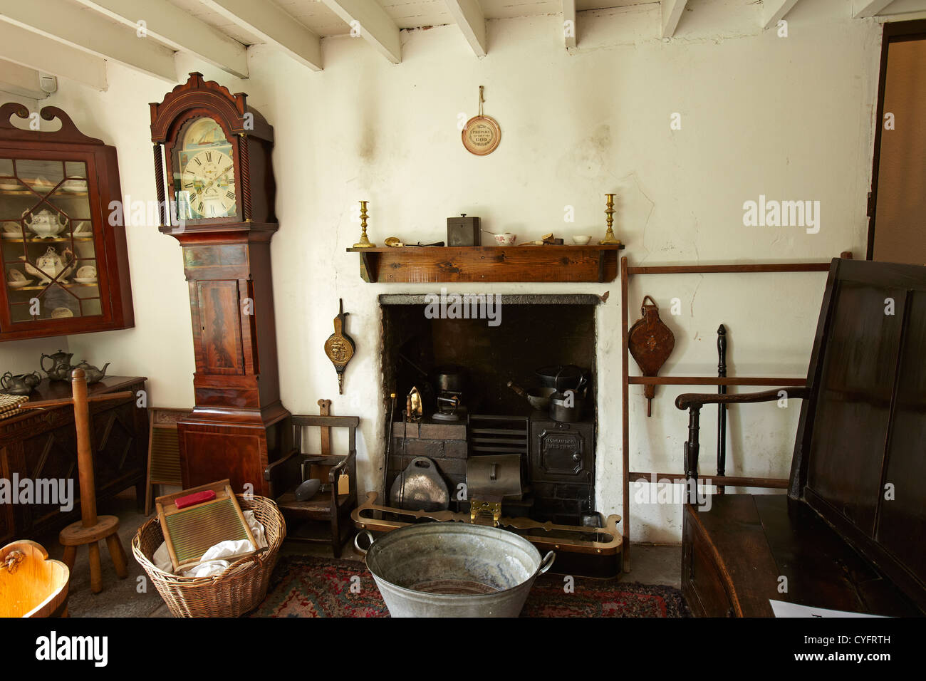 Welsh cottage interior hi-res stock photography and images - Alamy