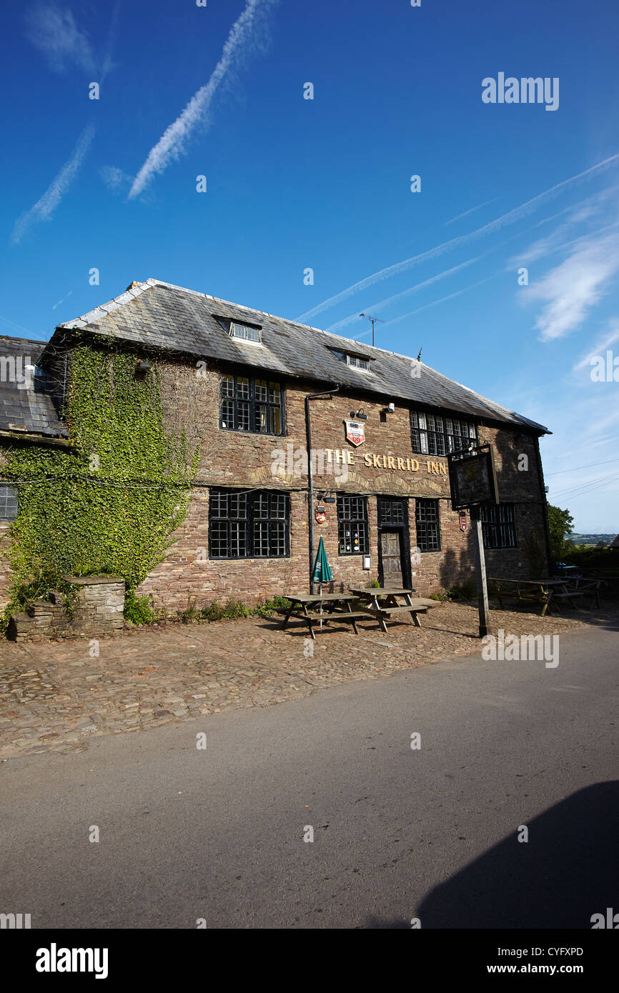 The skirrid mountain inn hi-res stock photography and images - Alamy