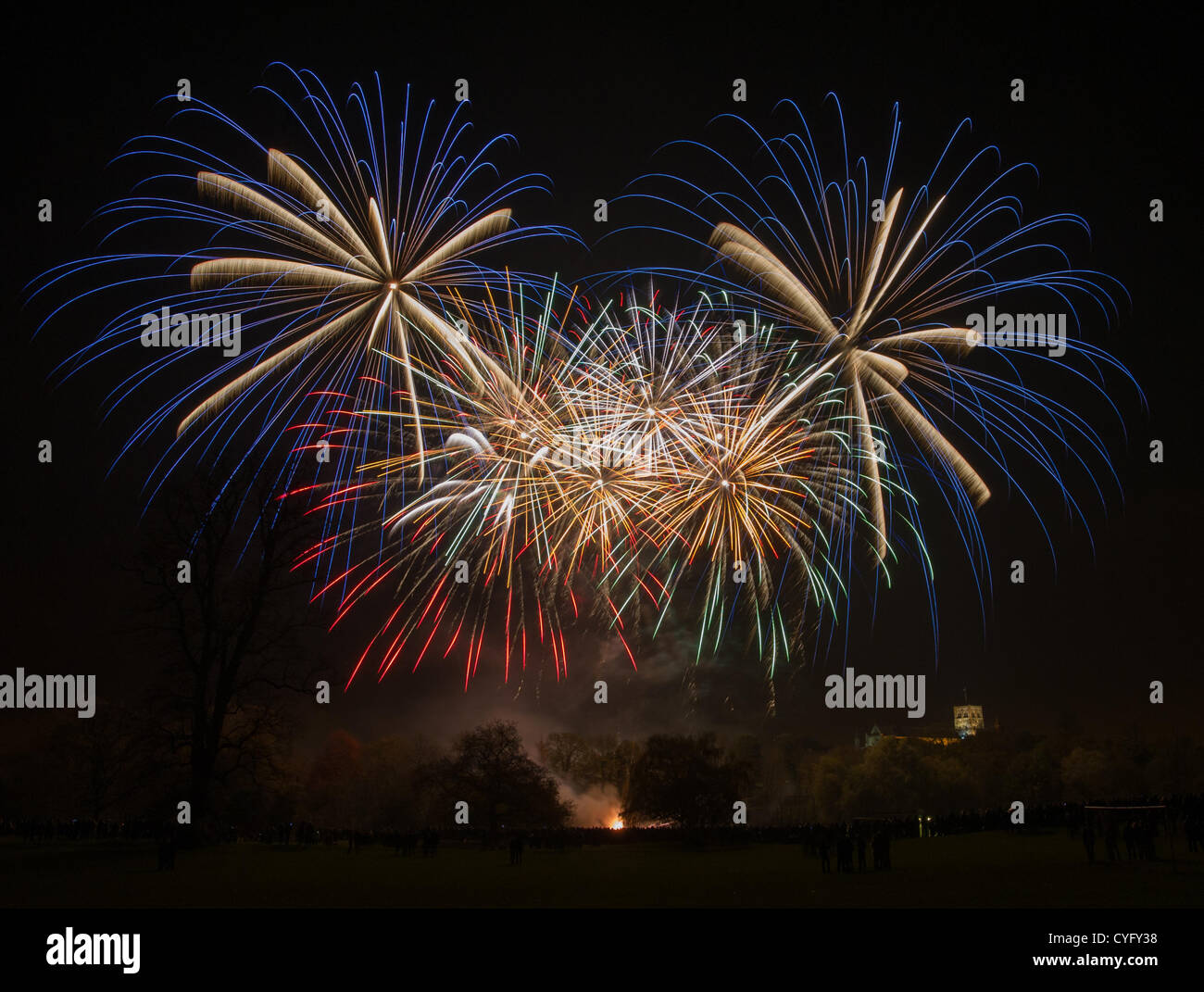 Multi burst fireworks hi-res stock photography and images - Alamy