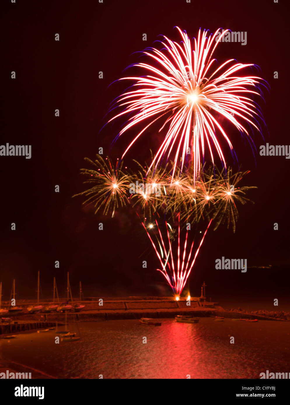 November wales hi-res stock photography and images - Alamy