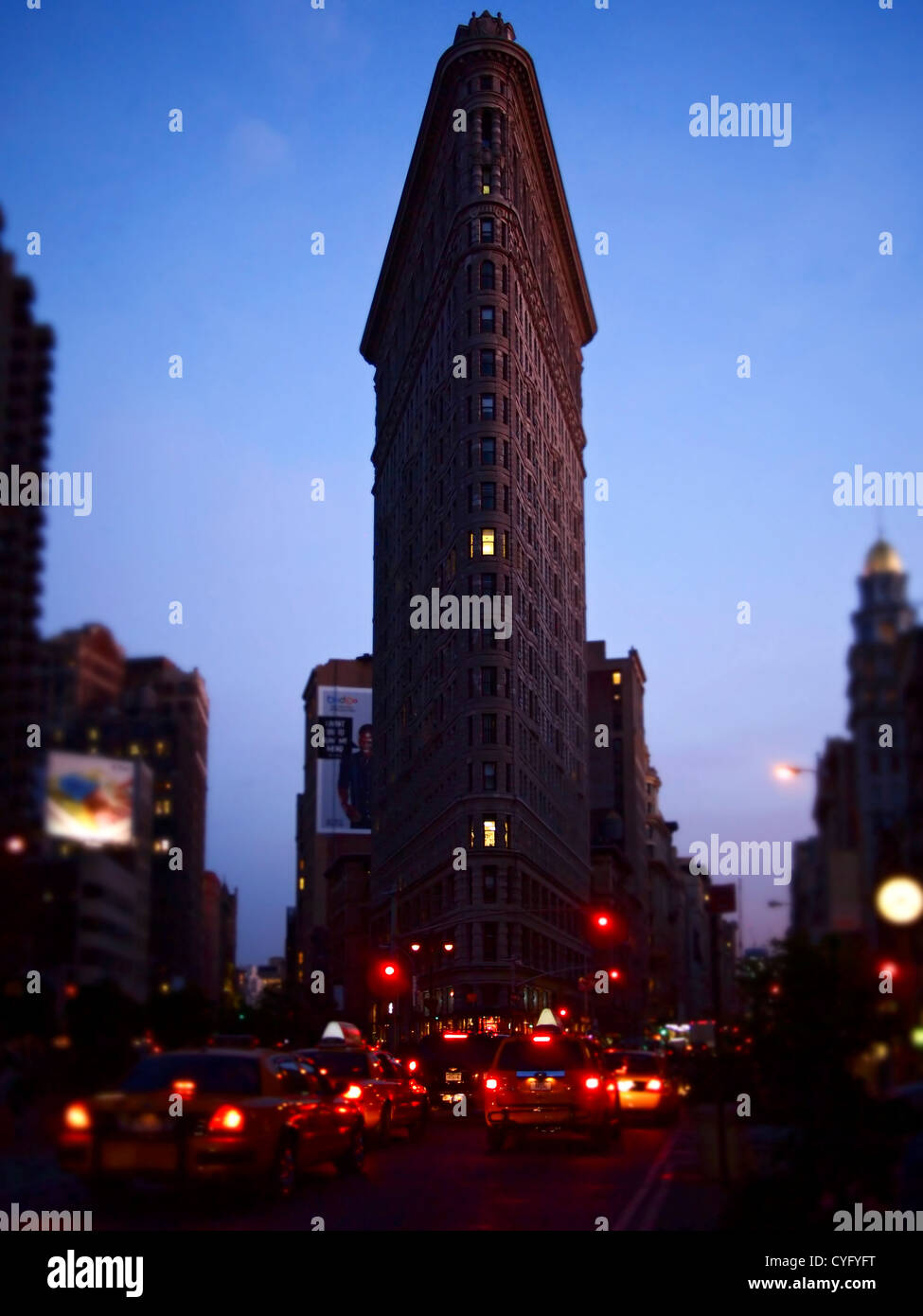 Flatiron building at dusk hi-res stock photography and images - Alamy