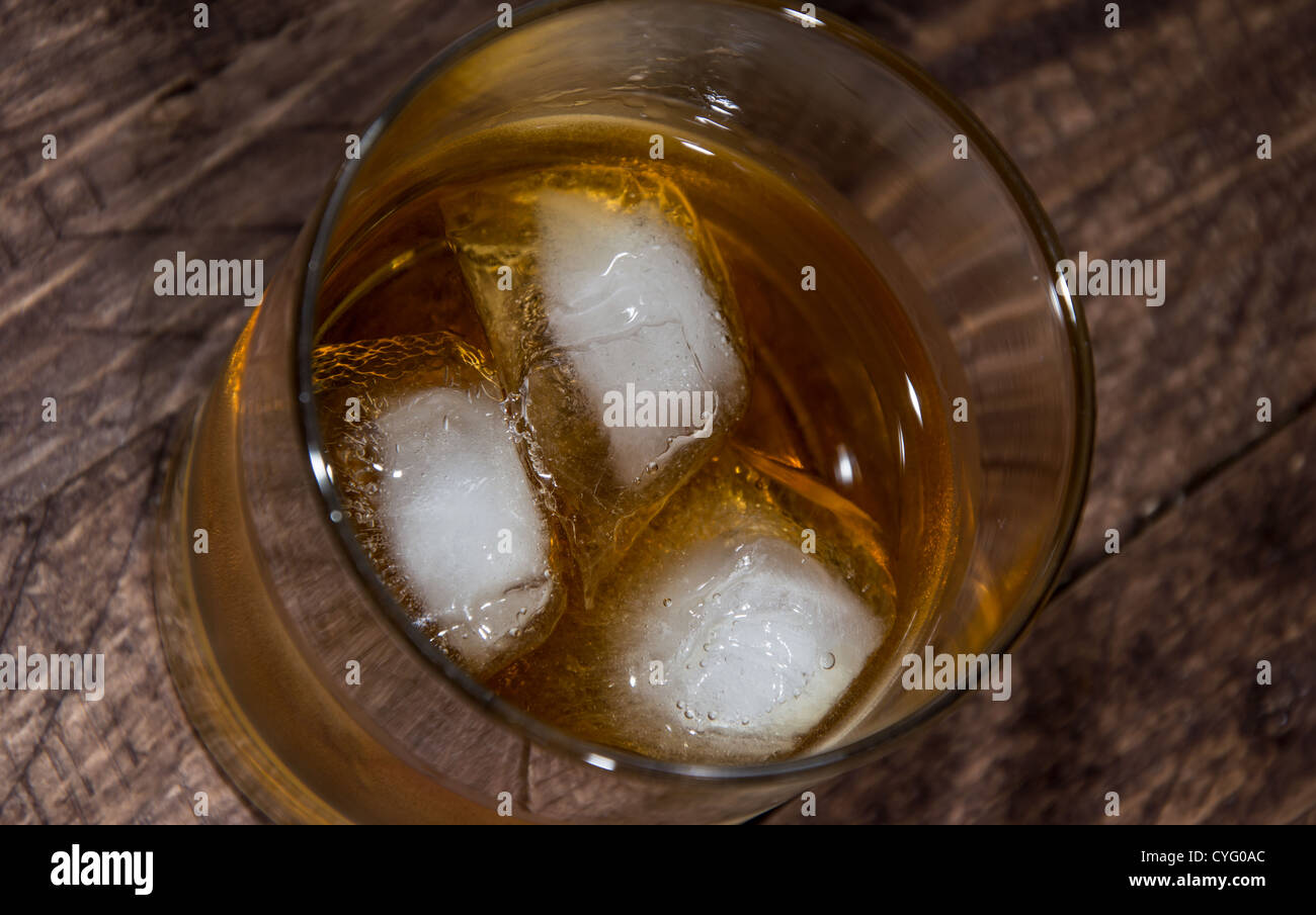 Rum on rocks hi-res stock photography and images - Alamy
