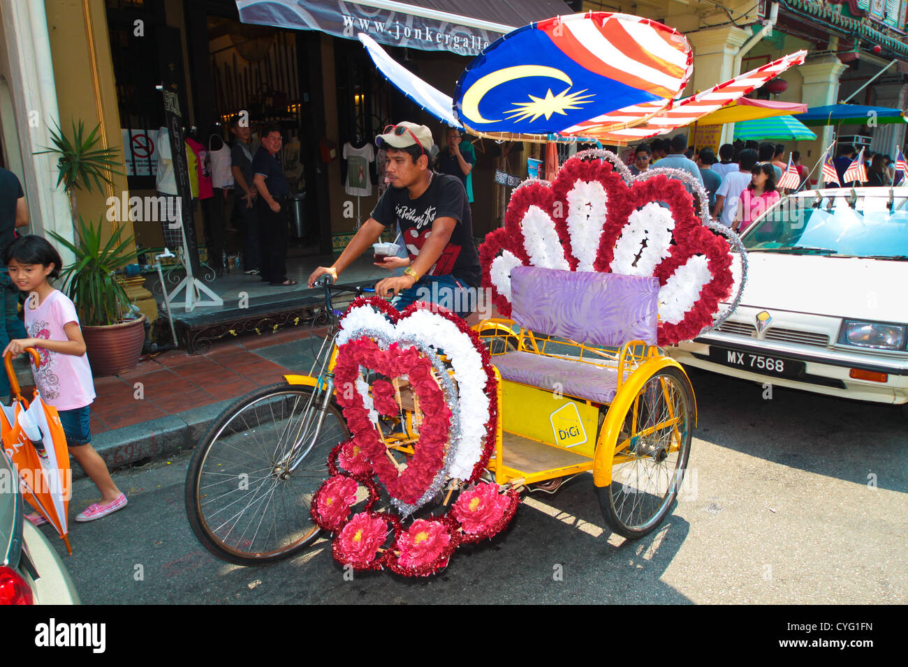 Decorated Rickshaw Stock Photos & Decorated Rickshaw Stock Images - Alamy