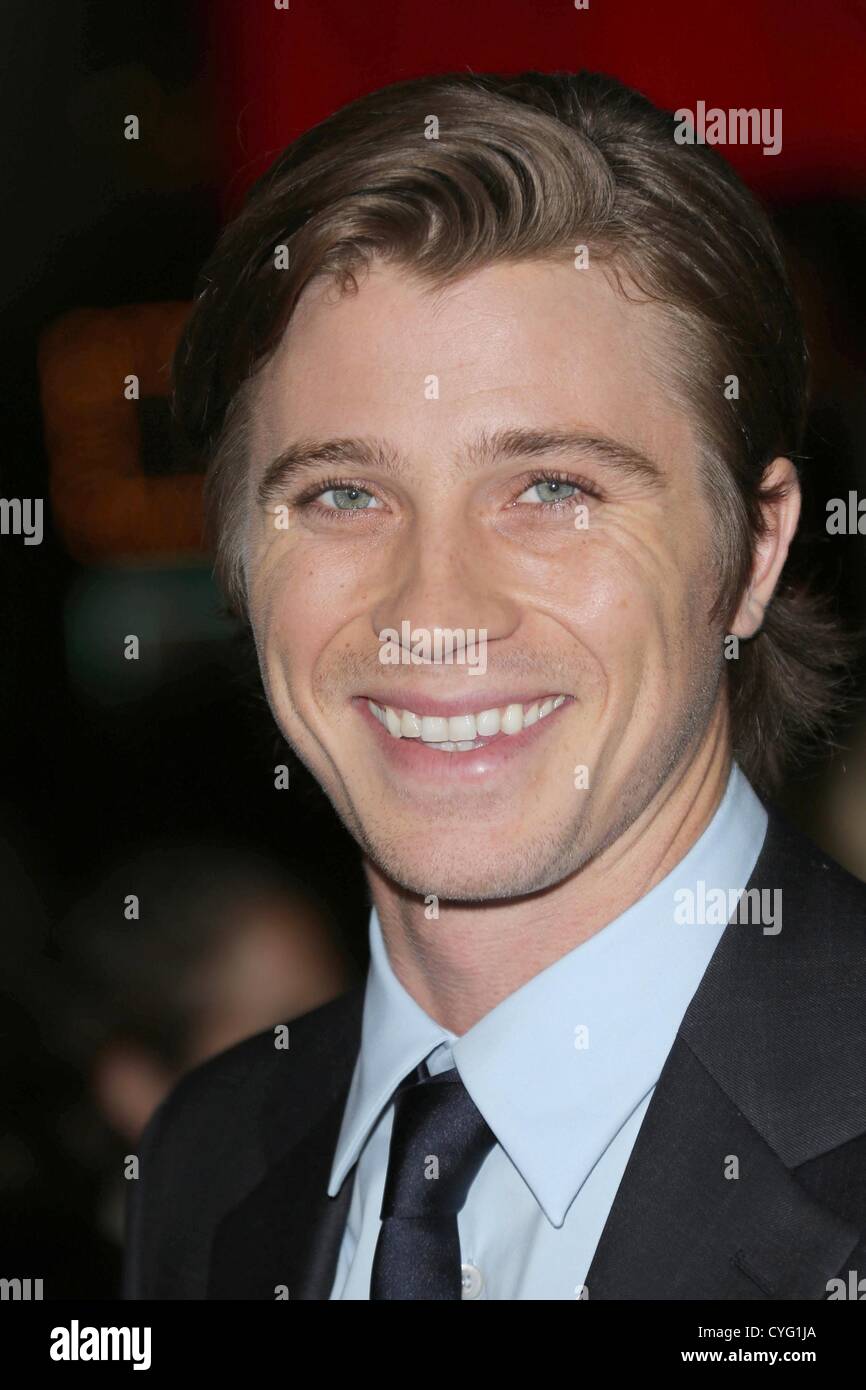 Nov 03 hi-res stock photography and images - Alamy