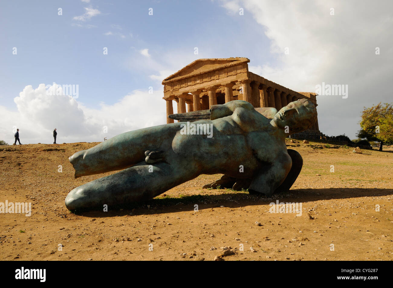 Icarus caduto hi-res stock photography and images - Alamy