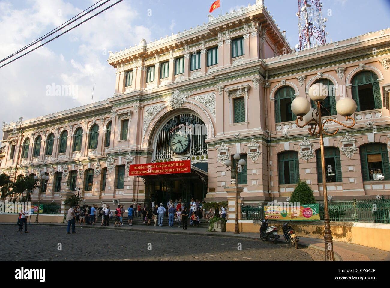 Saigon post office hi-res stock photography and images - Alamy
