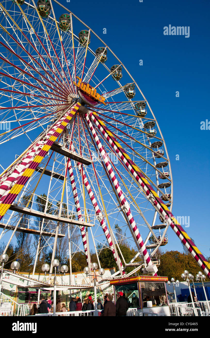 Fairground Ferris wheel Stock Photo - Alamy