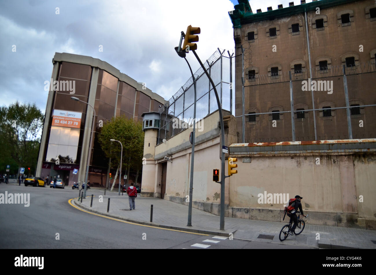 Prison modelo in barcelona old hi-res stock photography and images - Alamy