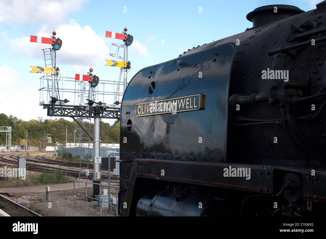 "Oliver Cromwell" steam locomotive at Worcester Shrub Hill station ...