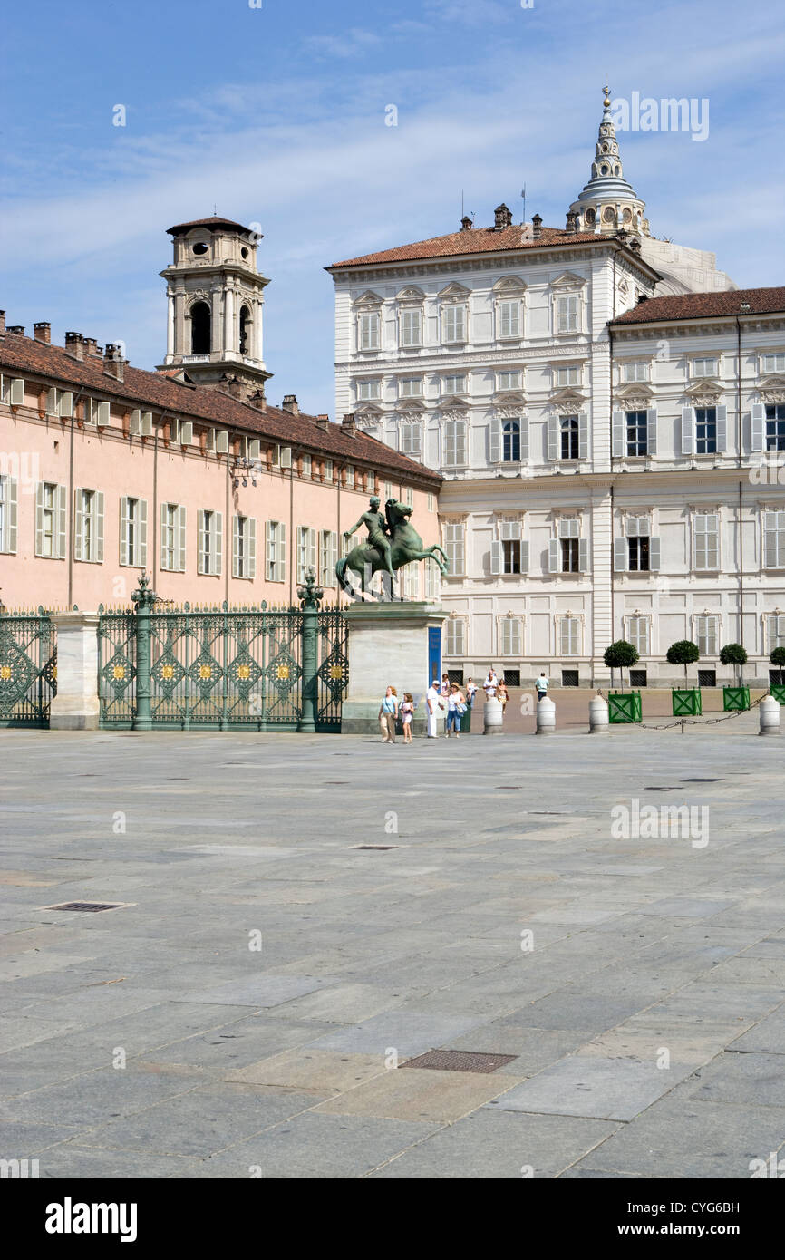 Turin: Piazza Castello / Palazzo Reale Stock Photo - Alamy