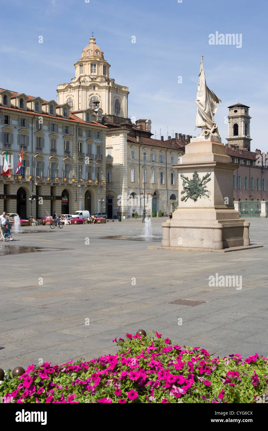 Turin: Piazza Castello / Palazzo Reale Stock Photo - Alamy