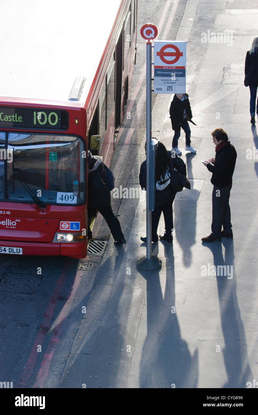 London transport single decker bus hi-res stock photography and images ...