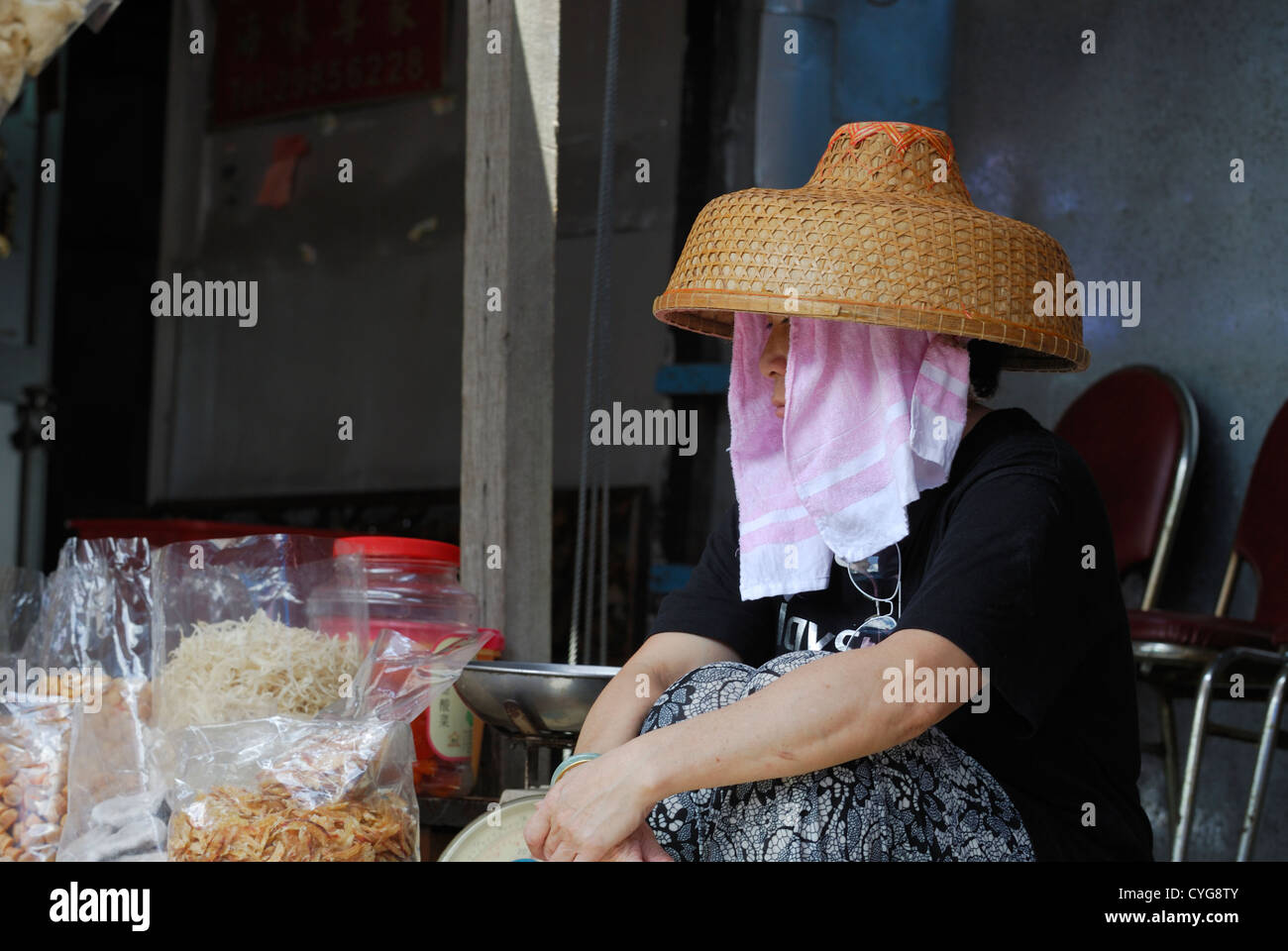 Tai O food market vendor Lantau Island Hong Kong, China Stock Photo - Alamy