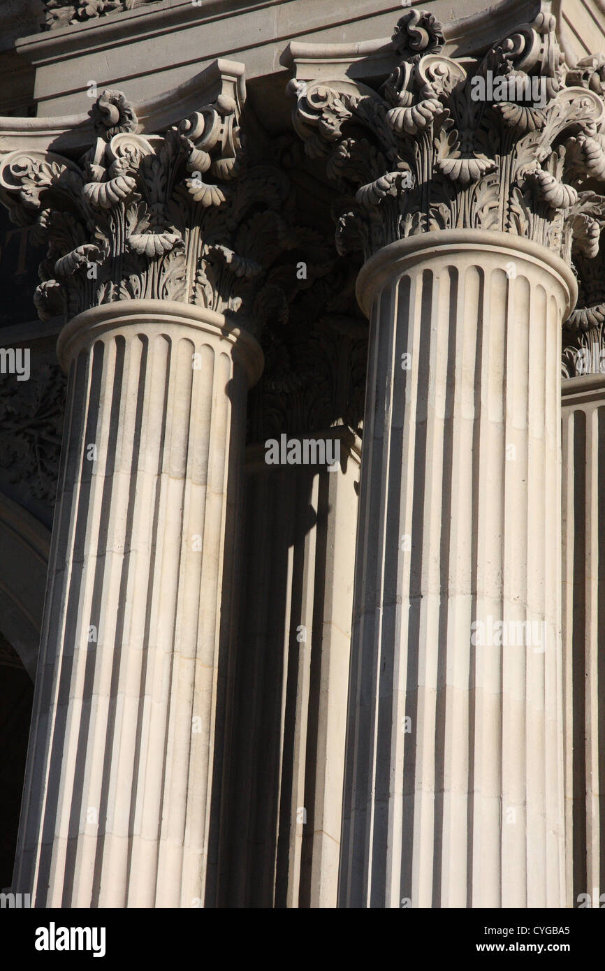 Columns of the Louvre Museum Stock Photo - Alamy