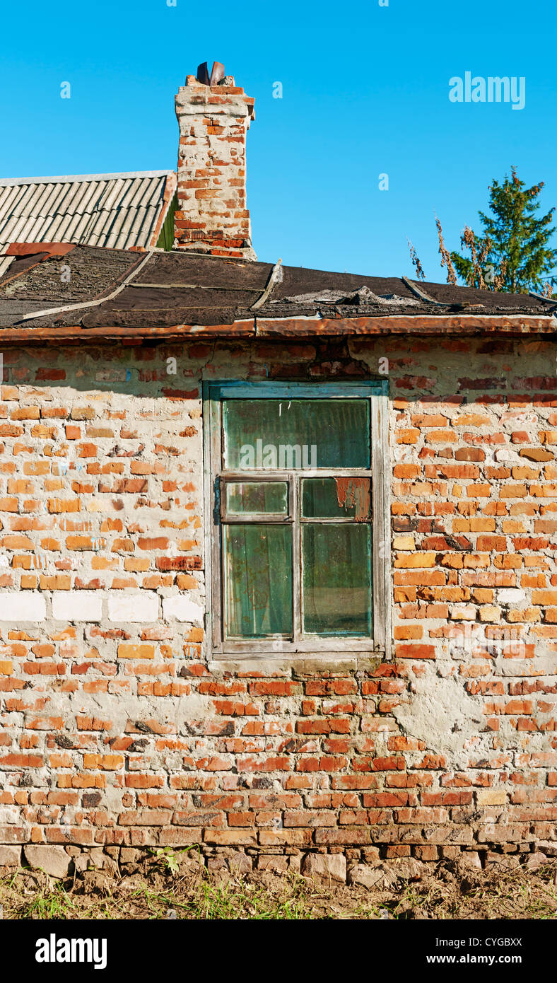 Brick extension garden view hi-res stock photography and images - Alamy