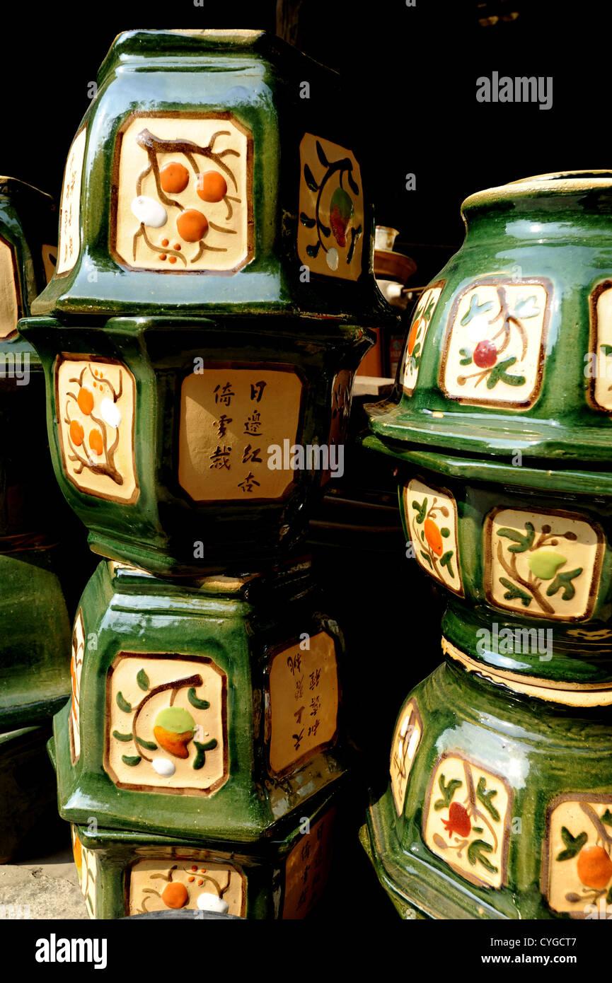 Ceramics factory hi-res stock photography and images - Alamy