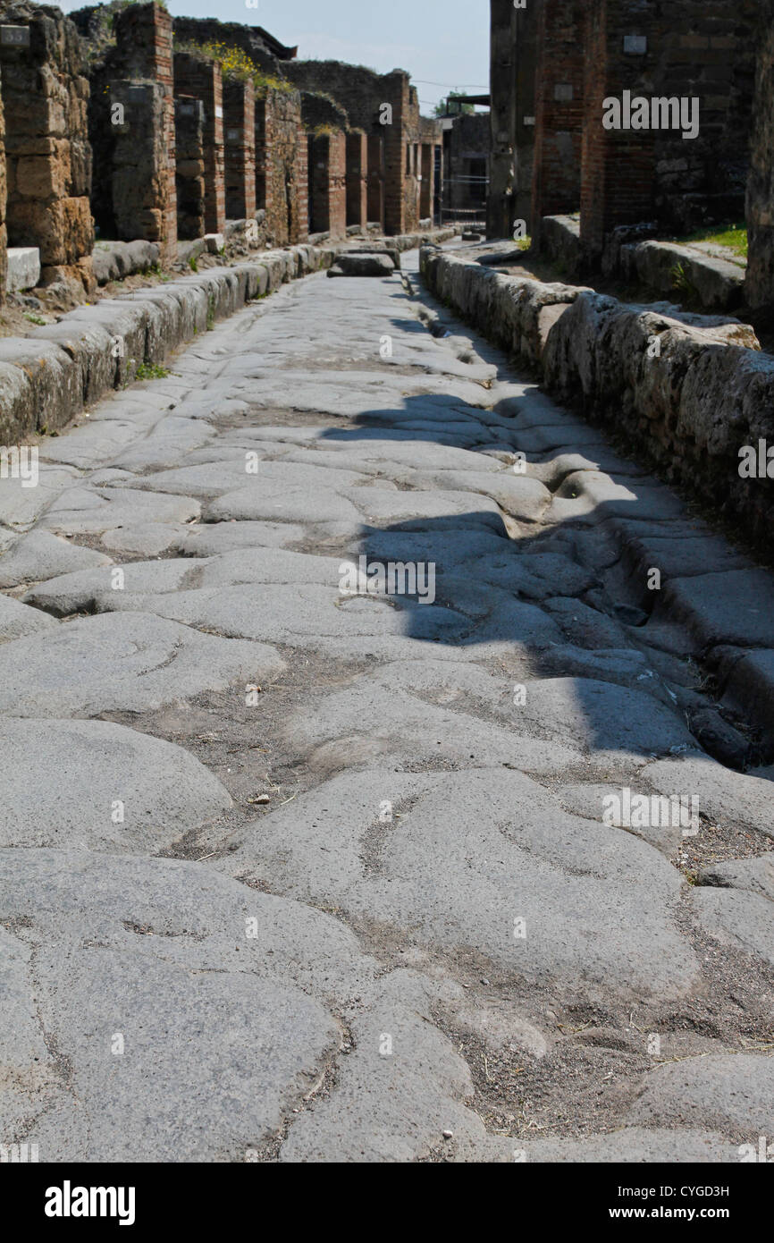Cobblestone street., Pompeii, Italy Stock Photo - Alamy