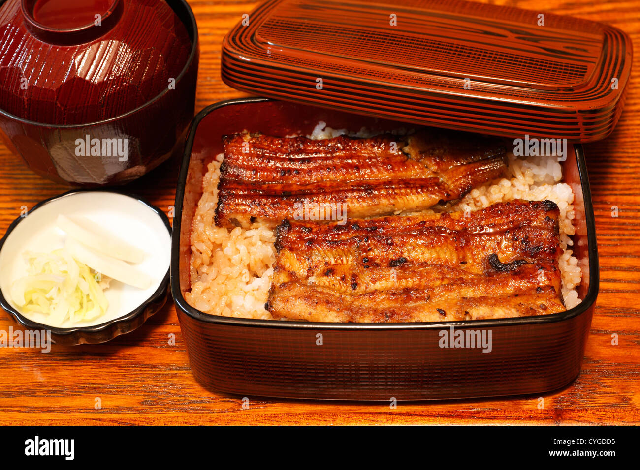 Broiled seafood hi-res stock photography and images - Alamy