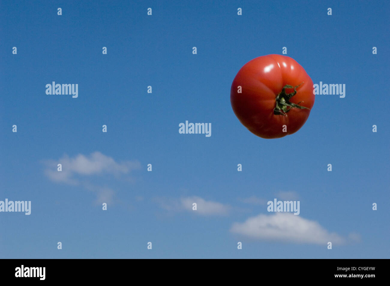 Flying tomato hi-res stock photography and images - Alamy