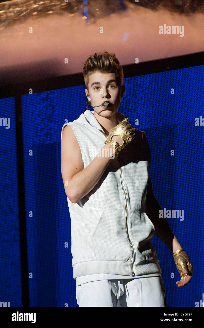 Producer singer justin bieber hi-res stock photography and images - Alamy