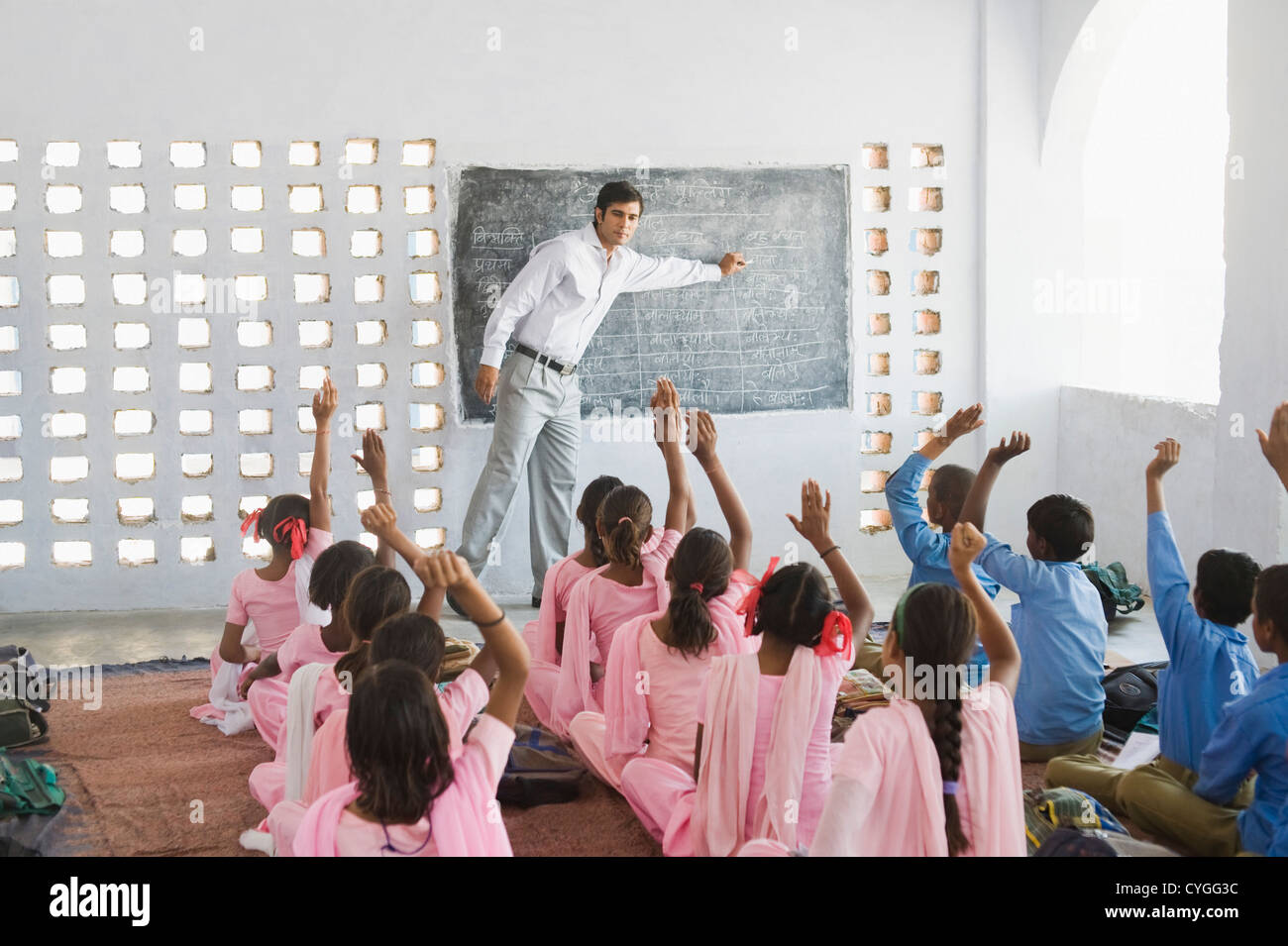 Classroom scene hi-res stock photography and images - Alamy