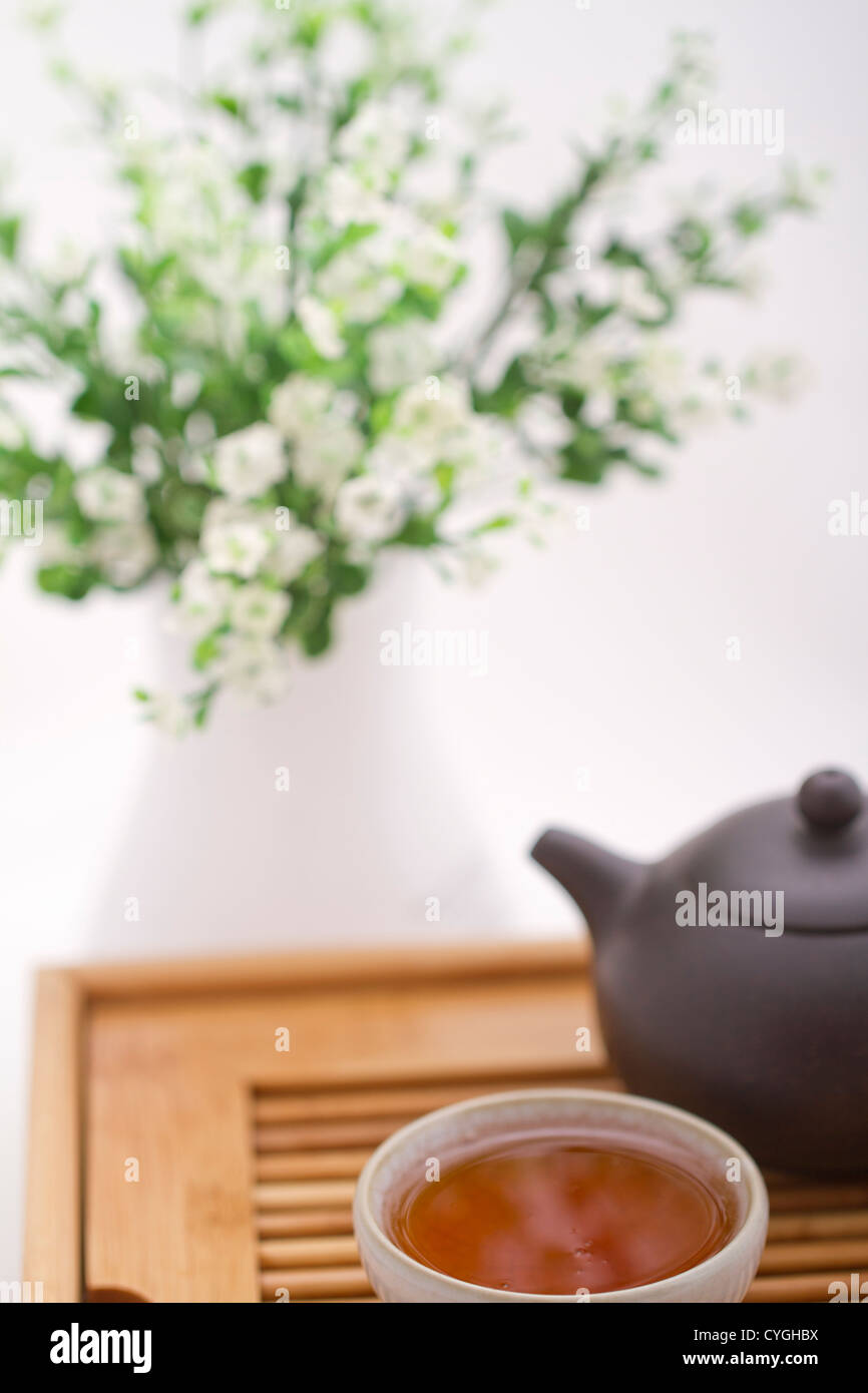 Tea Cup and Teapot in Chinese Tea Ceremony Stock Photo - Alamy