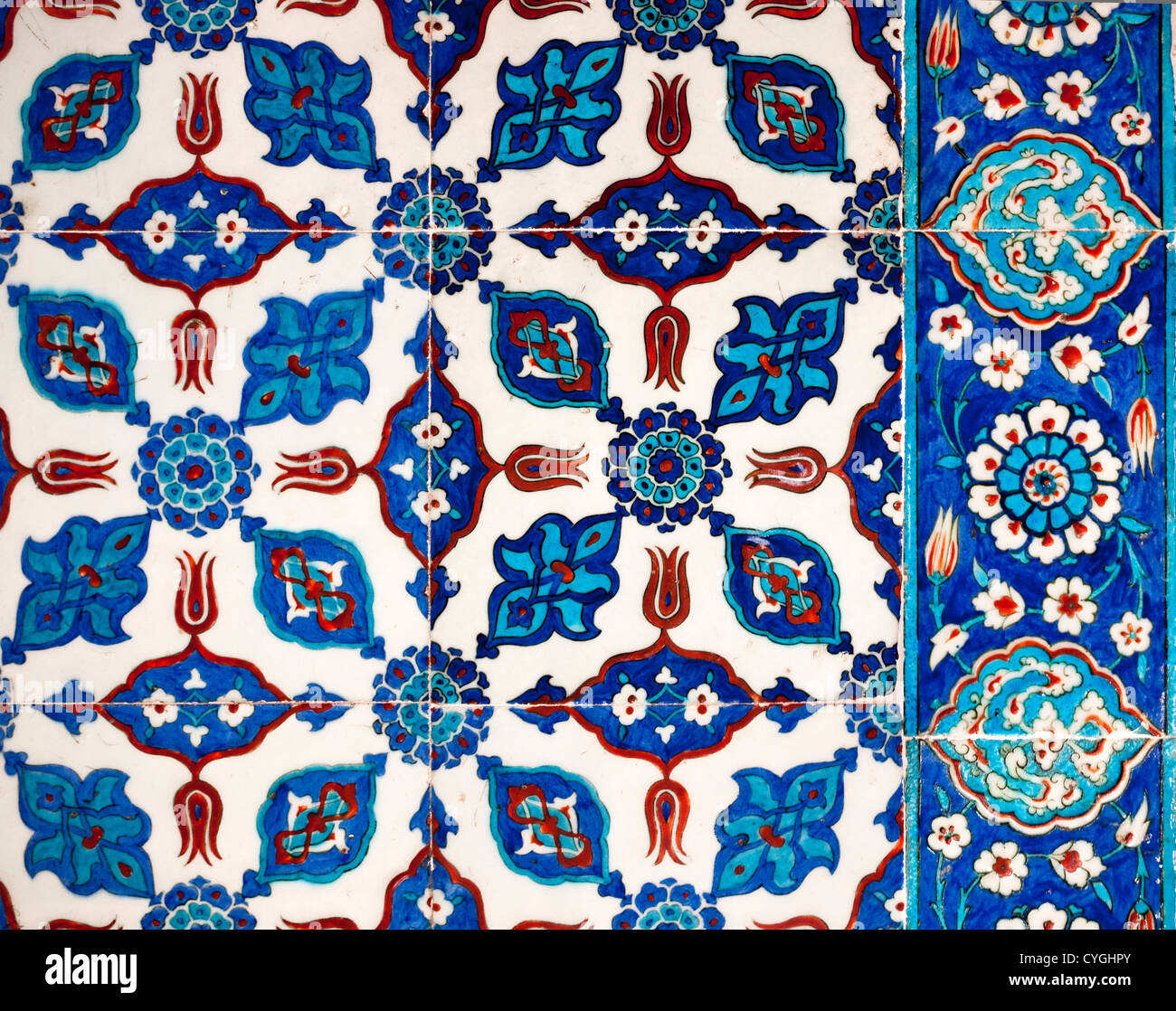 Iznik tiles hi-res stock photography and images - Alamy