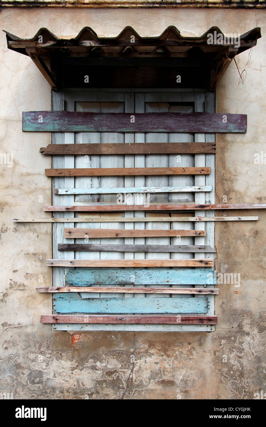 Shuttered windows shutters hi-res stock photography and images - Alamy
