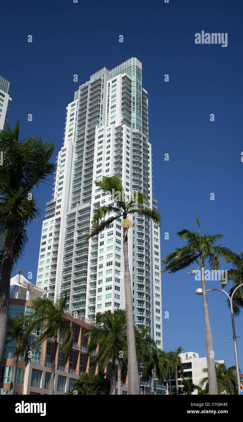 Condo or business building in Miami Florida Stock Photo - Alamy