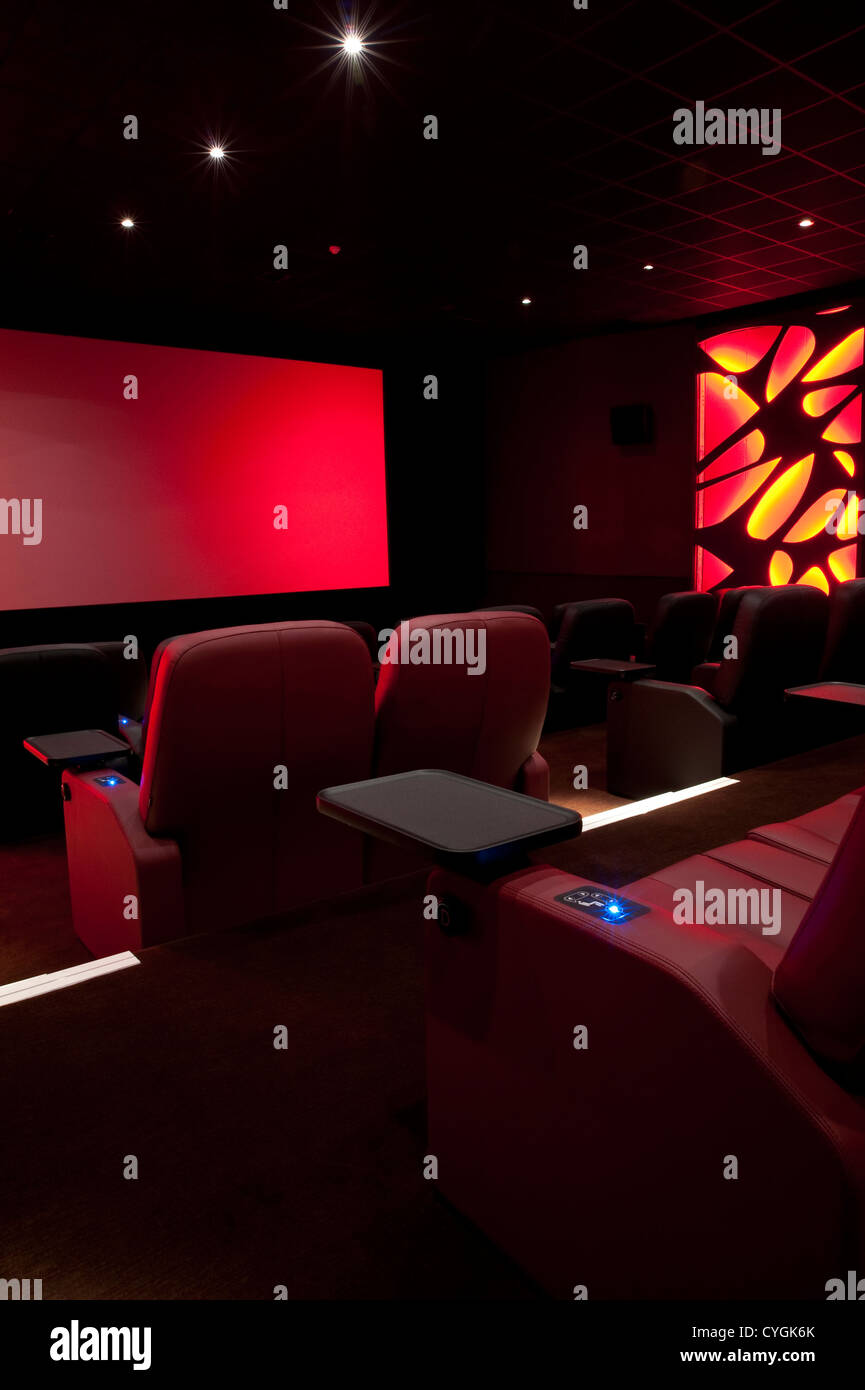 Cosy and intimate The Lounge bar, Whiteleys Odeon, interior design ...
