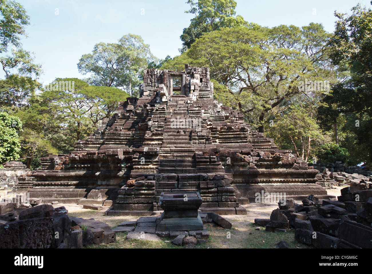 The Temple Ruins of Preah Pithu in the Angkor Temple Park, Cambodia ...