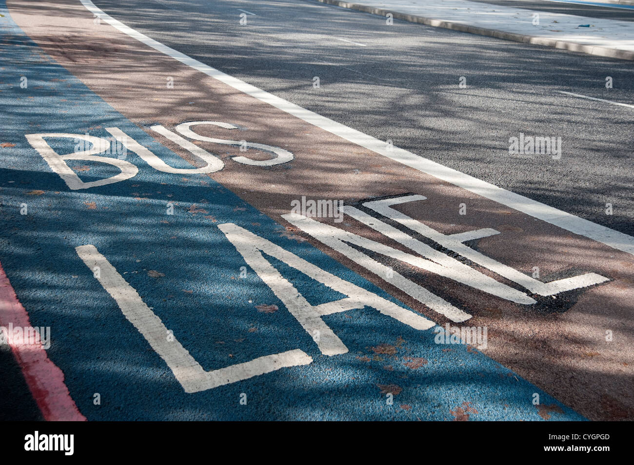 Road with bus marking hi-res stock photography and images - Alamy