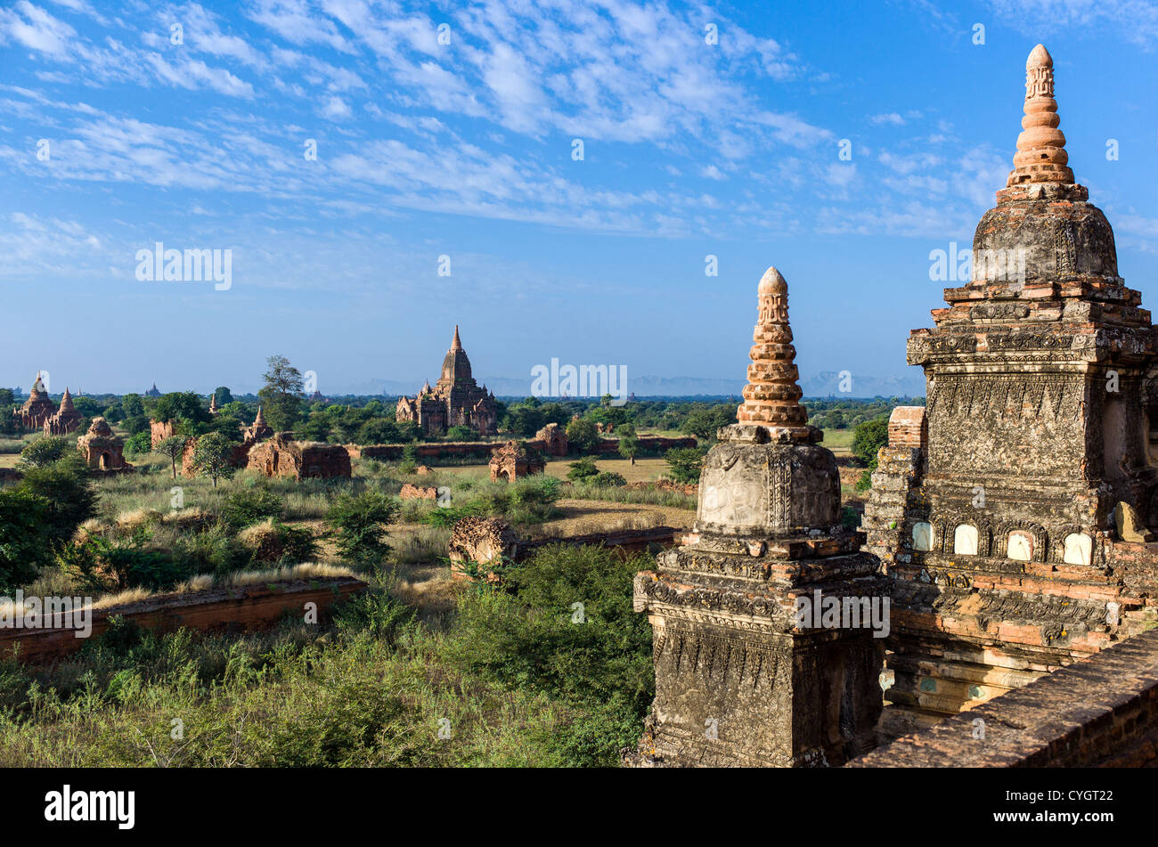 Myanmar, Bagan, the plain with thousand of 880-year old temple ruins ...