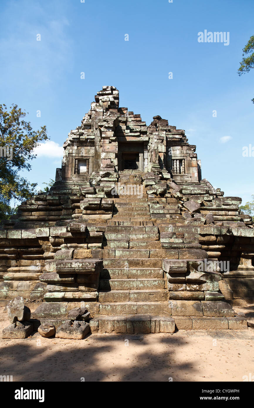 The Temple Ruins of Preah Pithu in the Angkor Temple Park, Cambodia ...