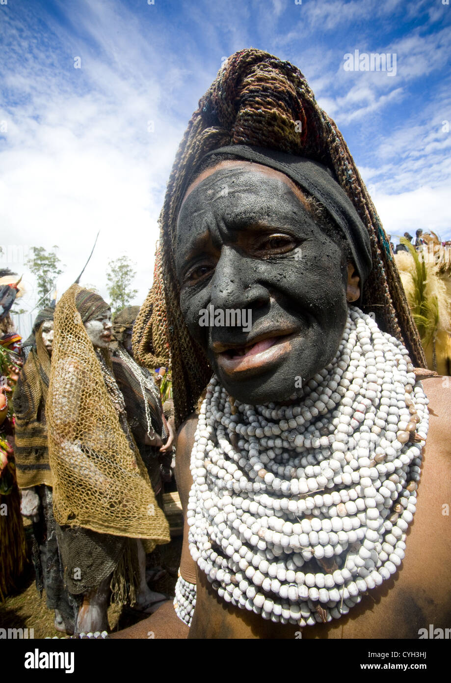 Portrait of elder woman in mourning hi-res stock photography and images ...