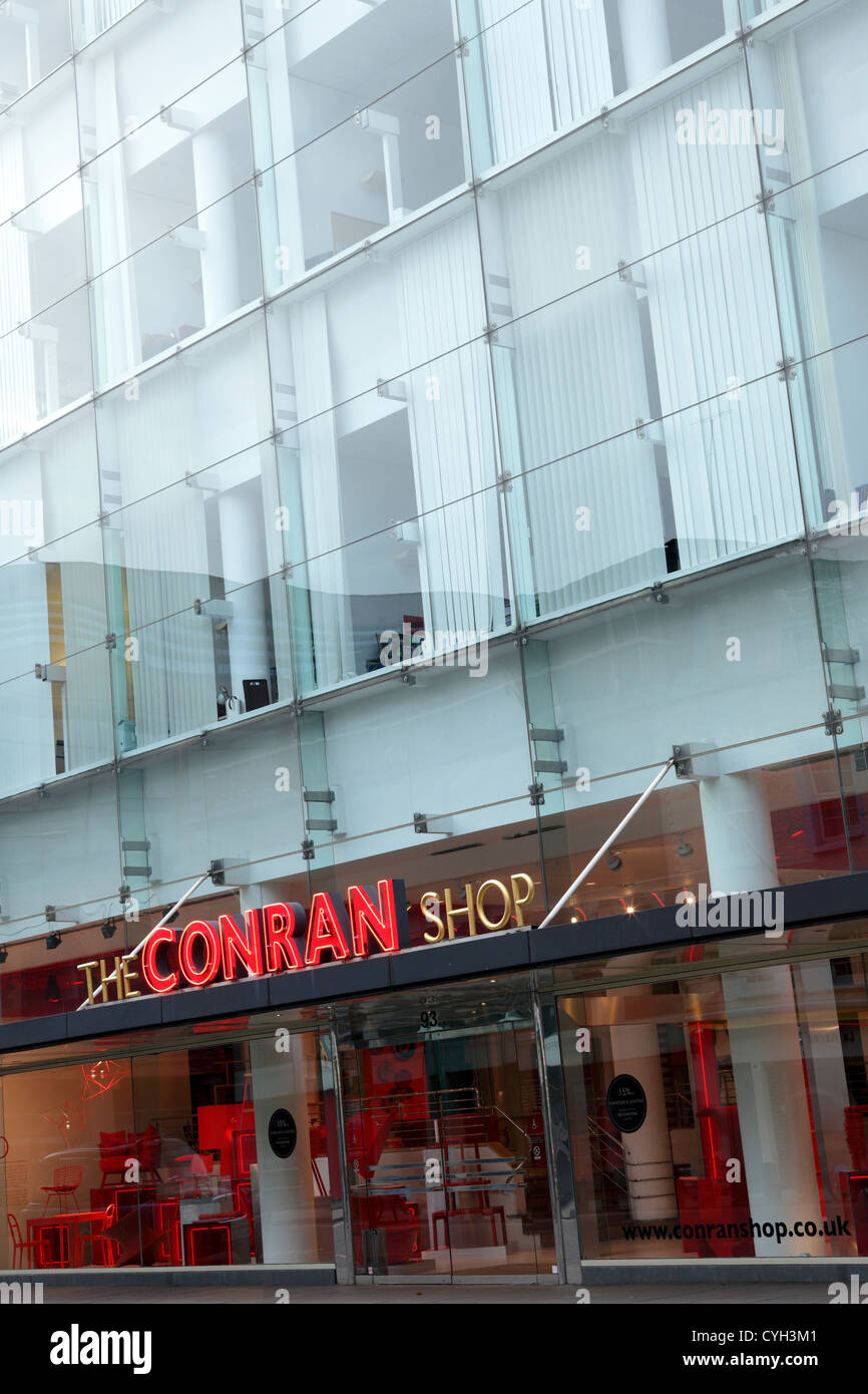 External shop front hi-res stock photography and images - Alamy