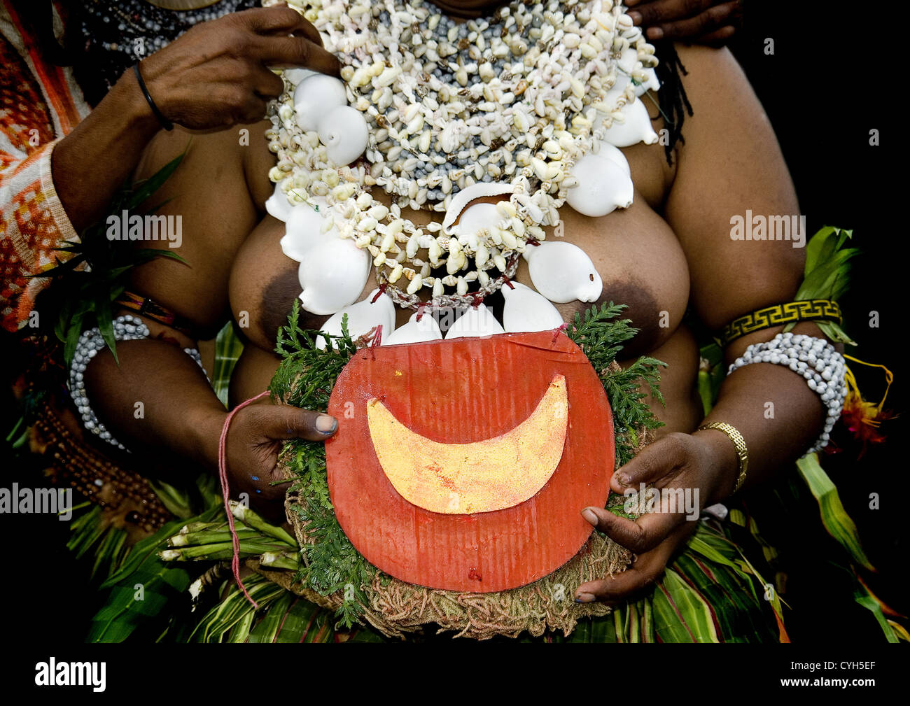 Highlander Woman In Mount Hagen During Sing Sing Ceremony, Western ...