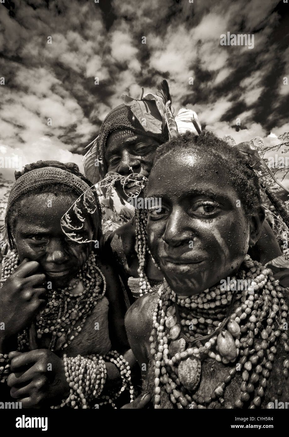 Wahgi people wahgi valley western hi-res stock photography and images ...
