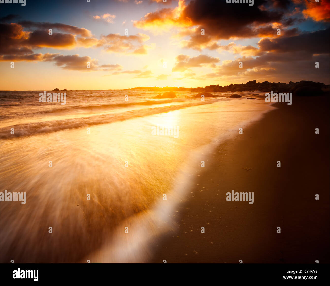 Beautiful sunset over adelaide hi-res stock photography and images - Alamy