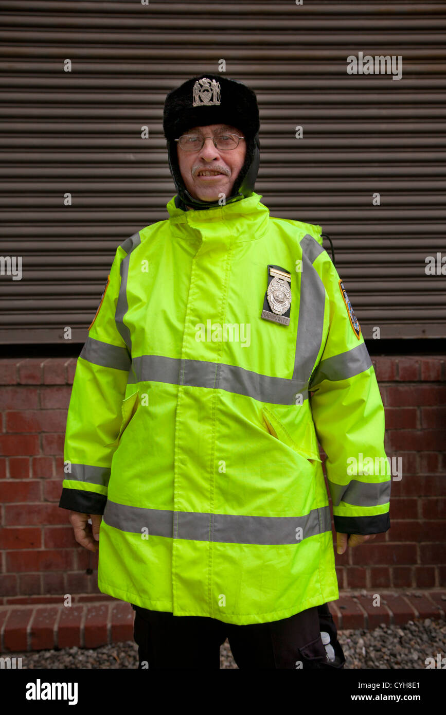 NYPD traffic agent Stock Photo - Alamy