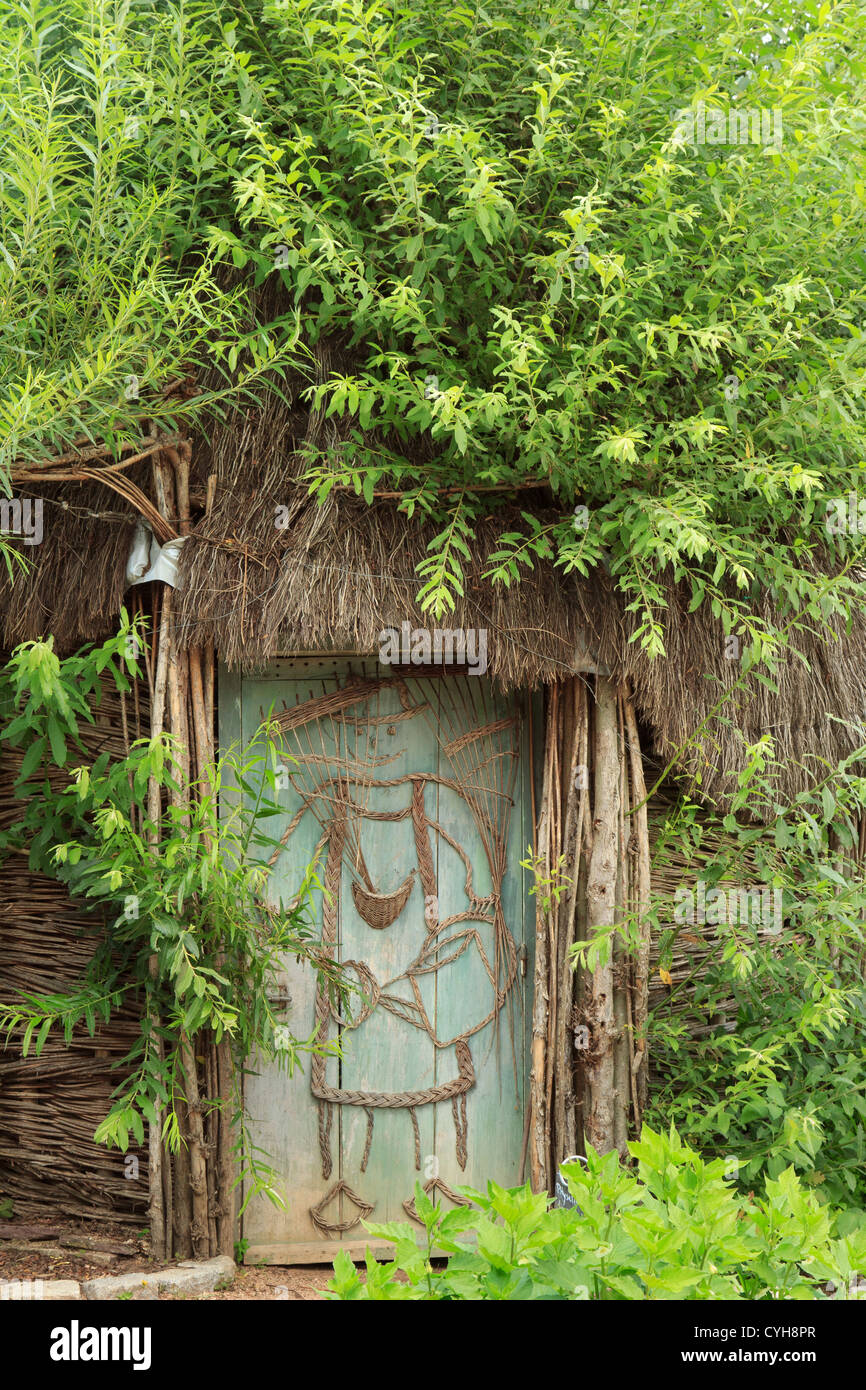 Living braided wicker hut in the kitchen garden, France, Parc Floral de ...