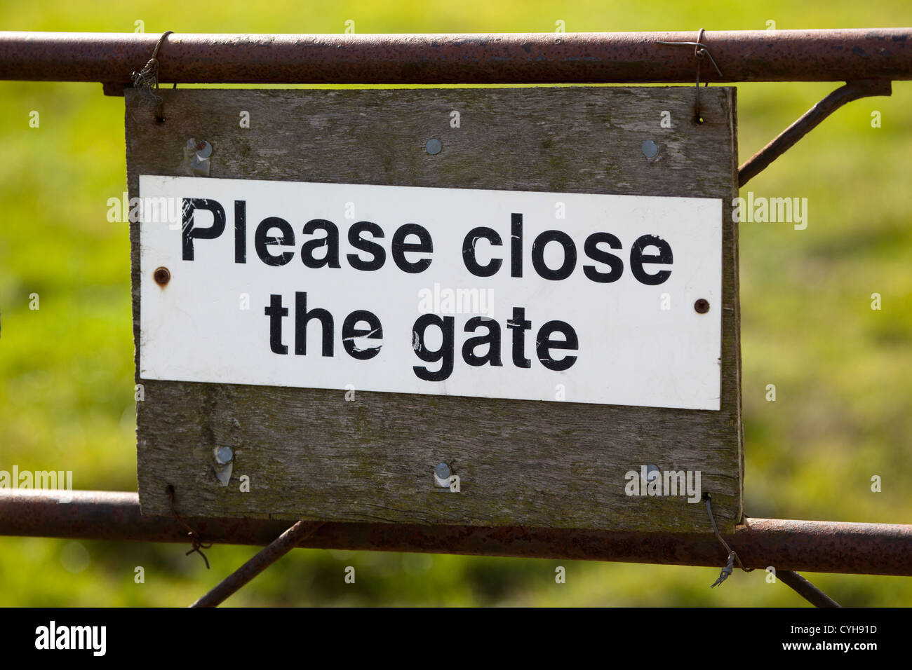 Close gate sign hi-res stock photography and images - Alamy