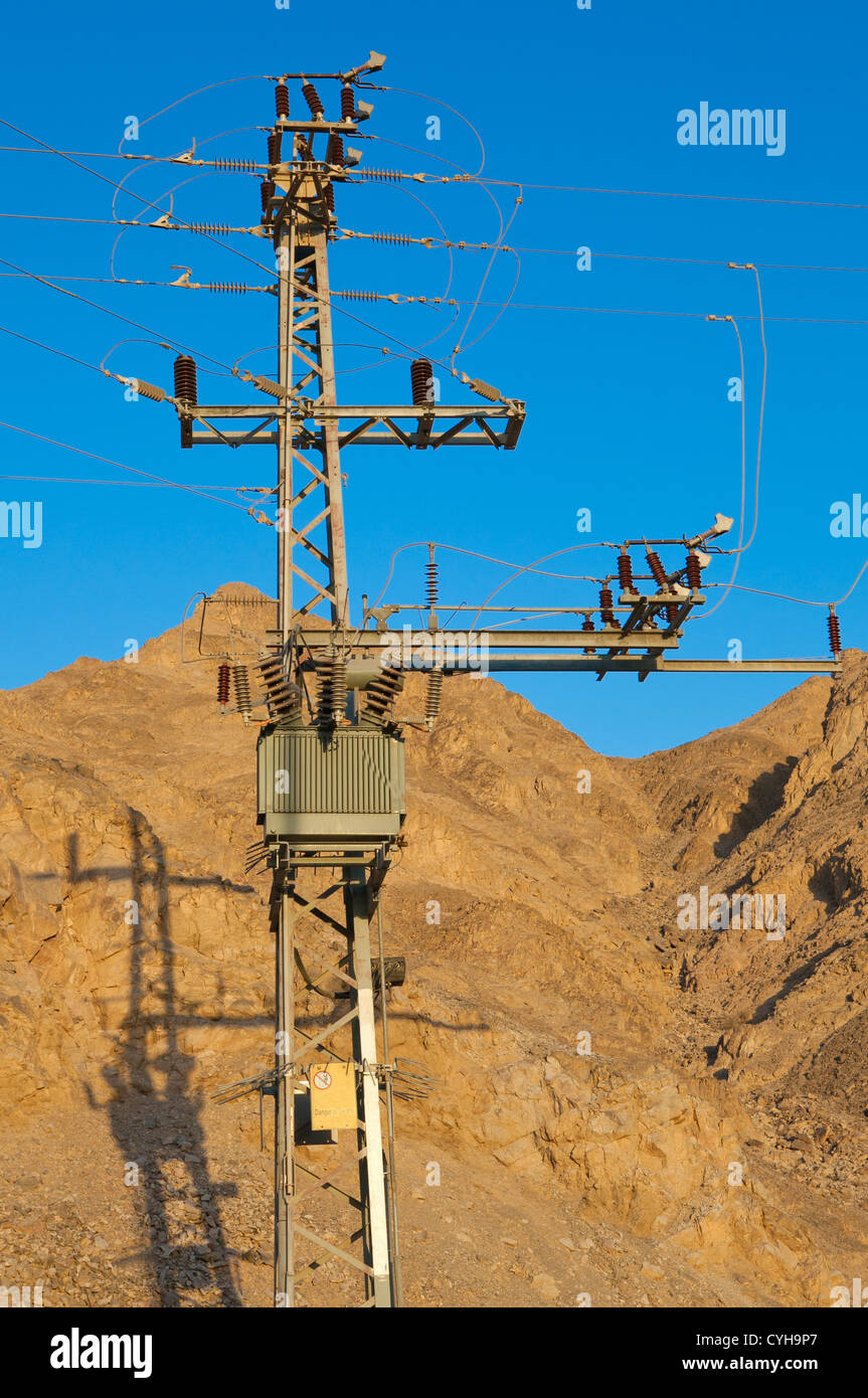 Transforming substation hi-res stock photography and images - Alamy